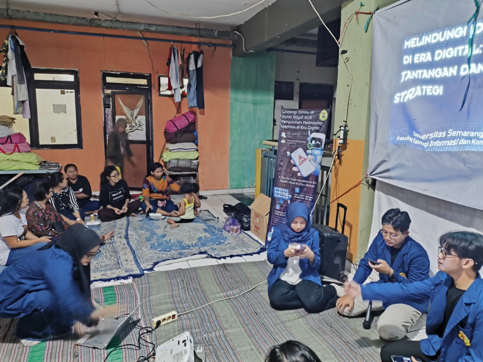 Mahasiswa FTIK USM Berikan Penyuluhan Tentang Cara Lindungi Identitas ...